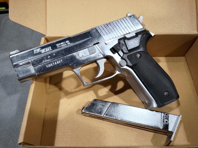 二手寄賣 7成新 KWC P226 瓦斯槍 塑料槍身 滑套可動 直壓設計.無後定功能 1槍1匣 | 露天市集 | 全台最大的網路購物市集