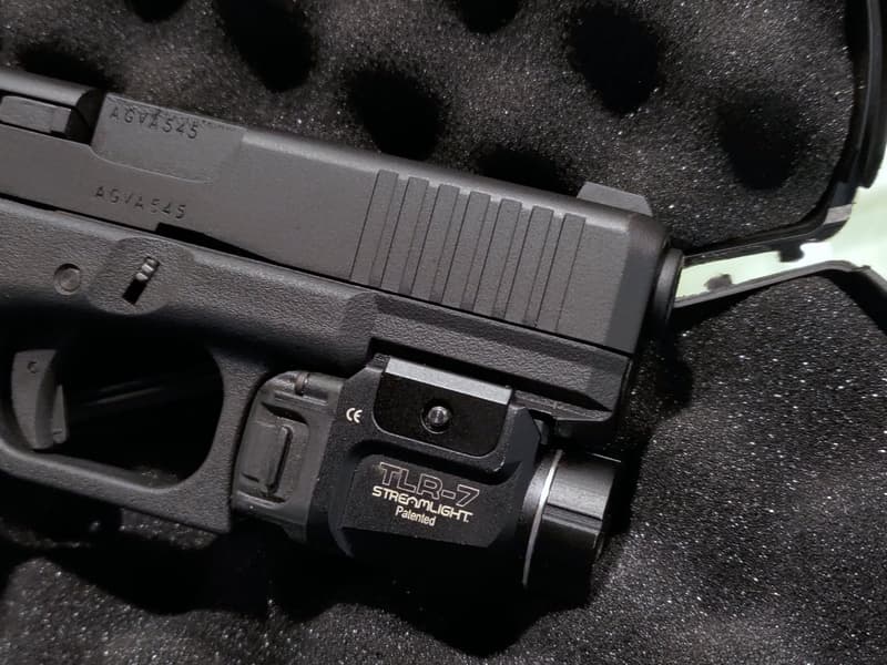 二手寄賣 9成新 VFC UMAREX GLOCK G45 GBB 瓦斯槍 1槍1匣 含槍燈/槍箱 | 露天市集 | 全台最大的網路購物市集