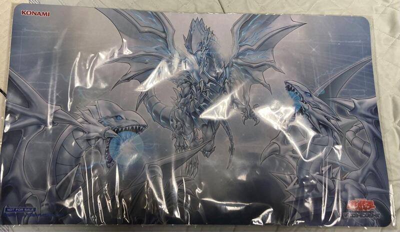 【露天最低】遊戲王日 日版 白之龍的威光 桌墊 卡墊 桌布 (全新未拆封) 搜: 青眼 SD47-JP027 | 露天市集 | 全台最大的網路購物市集