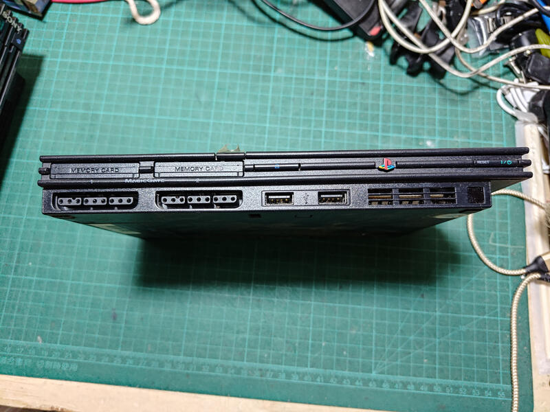 知飾家 二手良品 PS2 遊戲主機 SCPH - 77007 單主機 | 露天市集 | 全台最大的網路購物市集