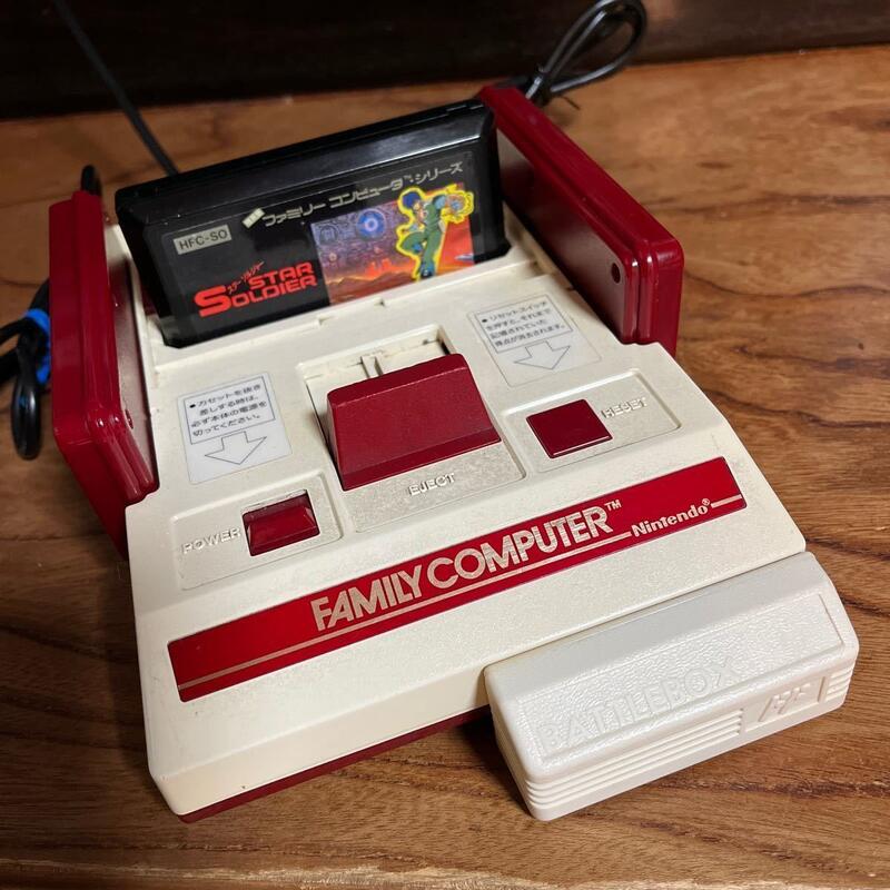 土城銀河星出清價!稀有FC原廠網路最便宜任天堂紅白機專用Famicom 的周邊設備「BATTLE BOX」★IGS製造★ | 露天市集 | 全 ...