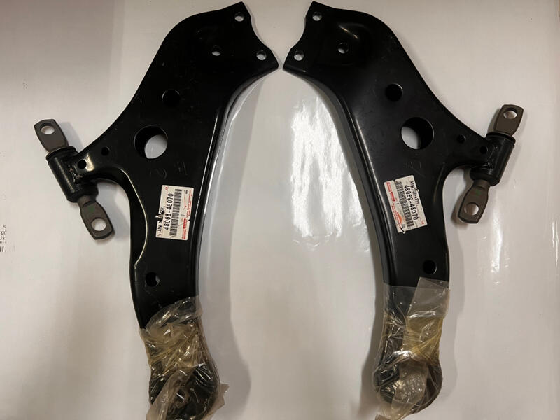 48069-48070/48068-48070 LEXUS RX450H RX270 RX200T前三角架左/右 原廠 | 露天市集 | 全台 ...