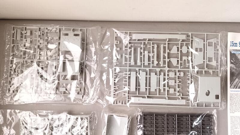 = DRAGON 1/35 6042 15cm Sturm-Infanteriegeschutz 33 auf Pz I | 露天市集 | 全 ...