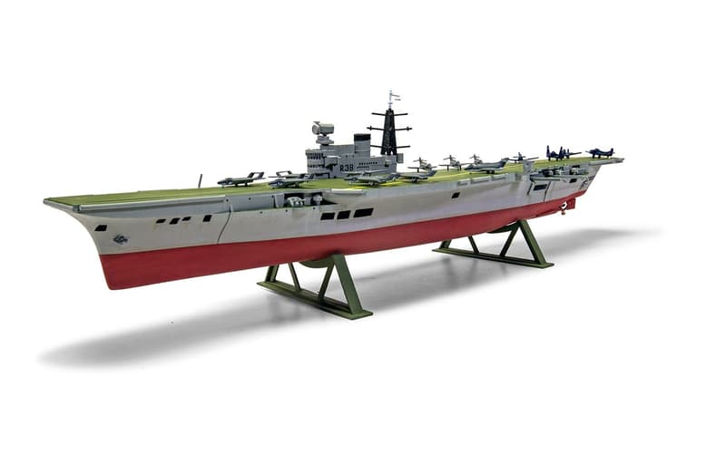 《IHL 預購》Airfix 26/08月 1:600 皇家英國海軍 Victorious 勝利號航母 A04201V | 露天市集 | 全台 ...