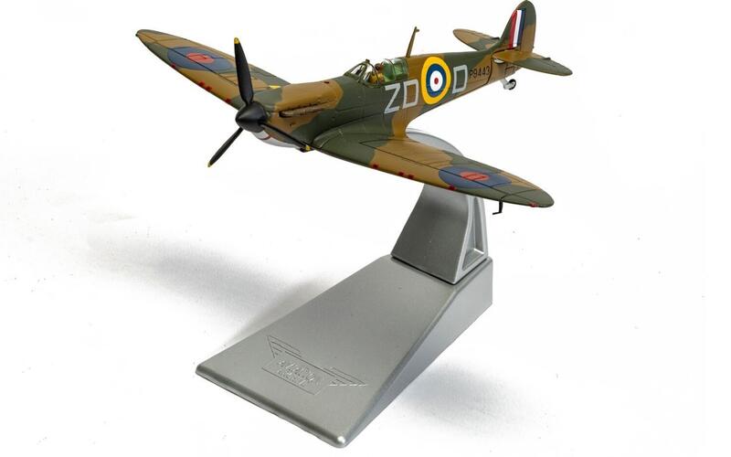 《IHL 預購》Corgi 25/12月 1:72 皇家空軍 Spitfre 噴火式戰鬥機 "無腳王牌" AA39216 | 露天市集 | 全 ...